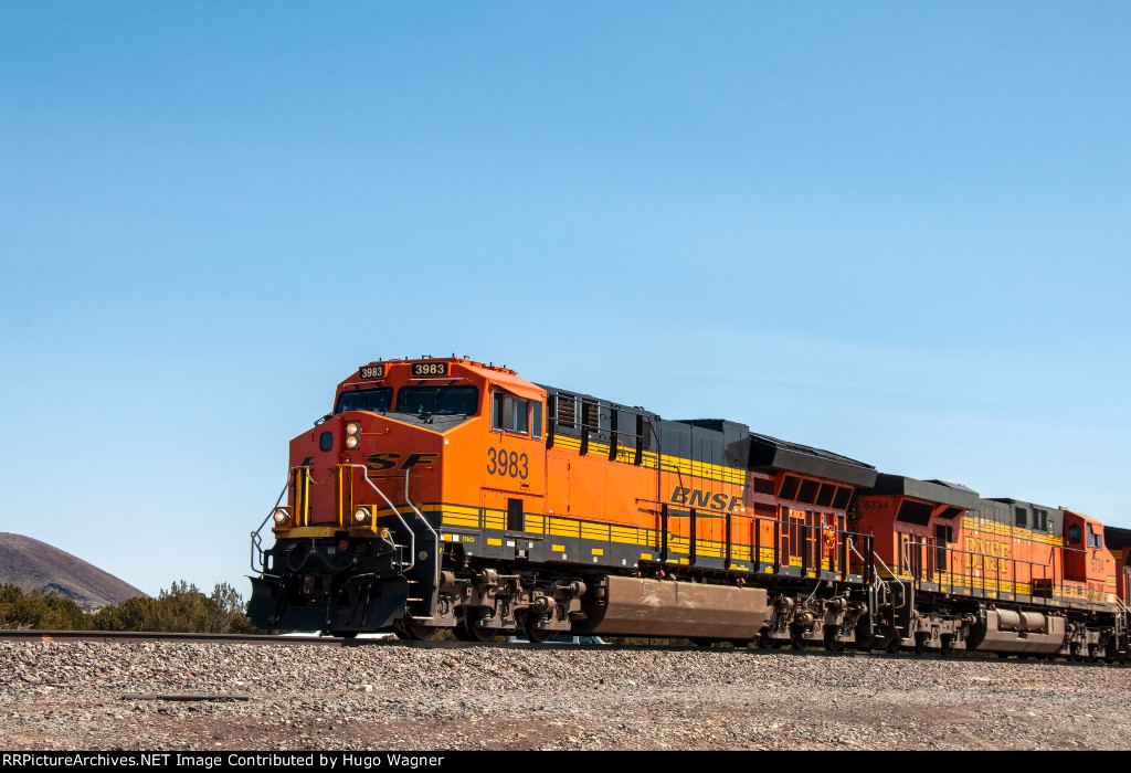 BNSF 3983